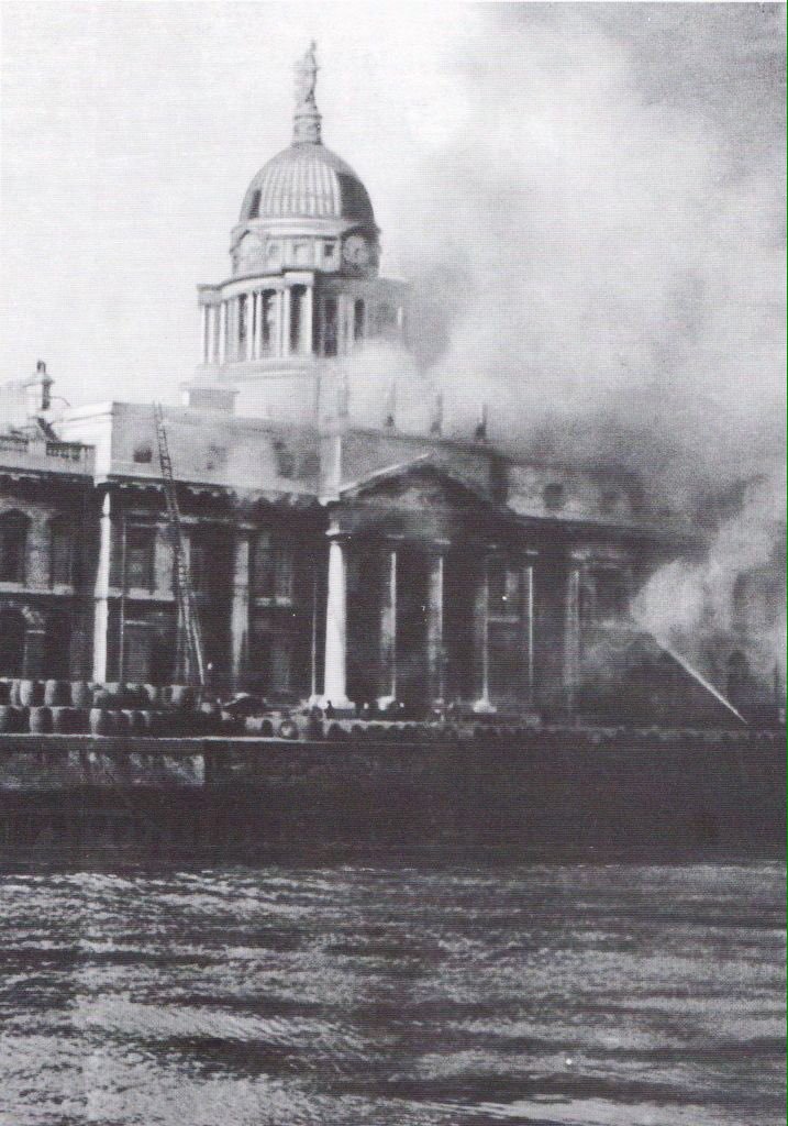 1921 The Custom House Fire – The Irish at War